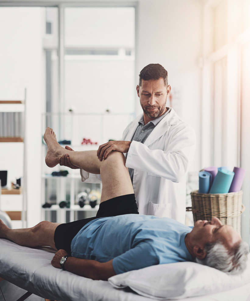 ACL Injury Management: A Comprehensive Guide to Your Treatment Choices